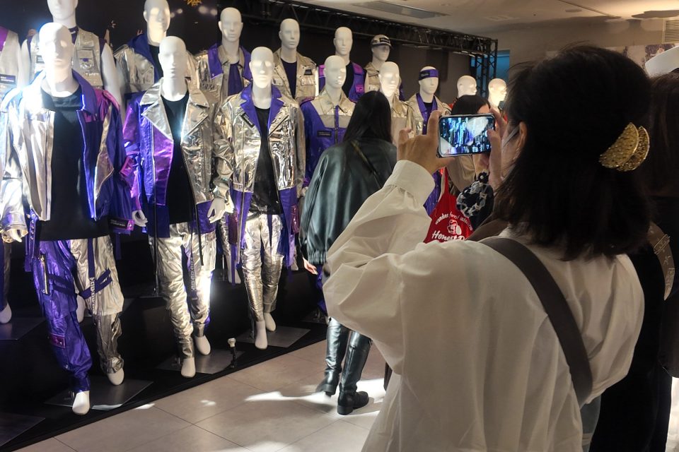 EXILE COSTUME EXHIBITION 2025 ONE AND ONLY EXILEの歴史を纏う衣装展を、大阪・ルクアホールにて ...
